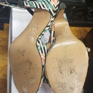 Lulu Guinness | Shoes | Lulu Guinness London Poppy Shoe | Poshmark